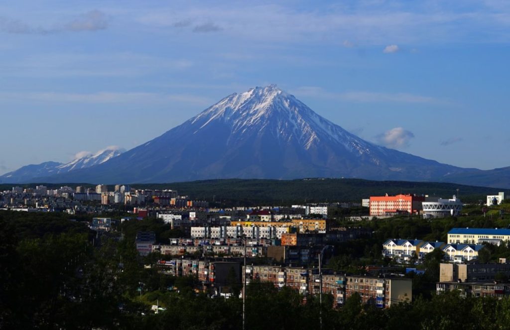 Lava and sea surges: Russia’s Klyuchevskoy volcano erupts after massive ...
