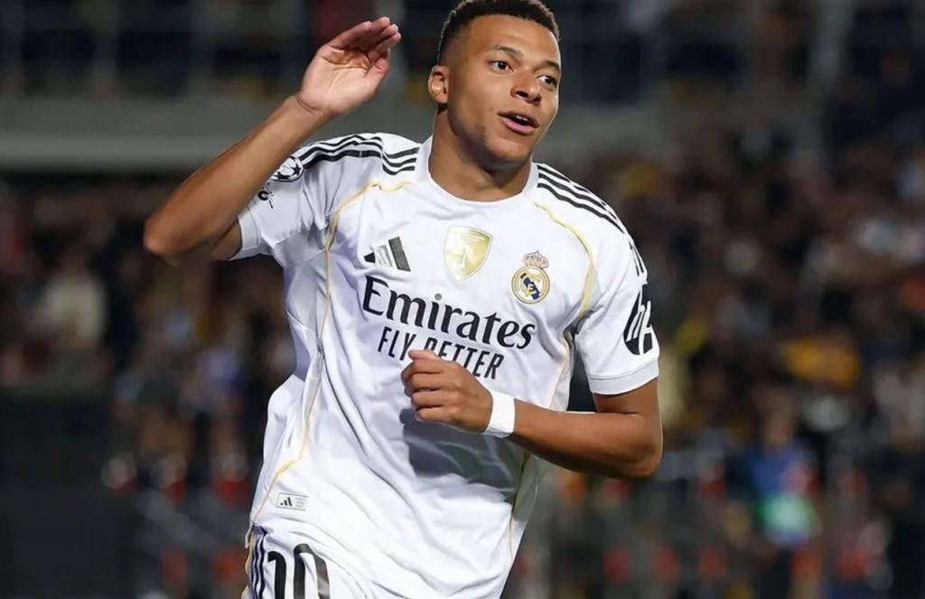 Mbappé rewards Real Madrid with hat-trick and 5-0 Champions League ...